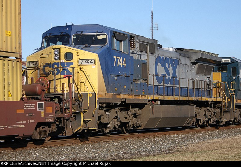 CSX 7744